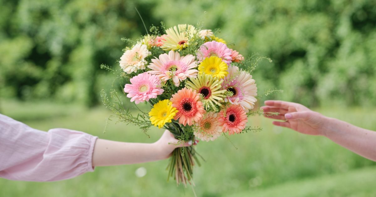 Spre glede med blomster | Interflora